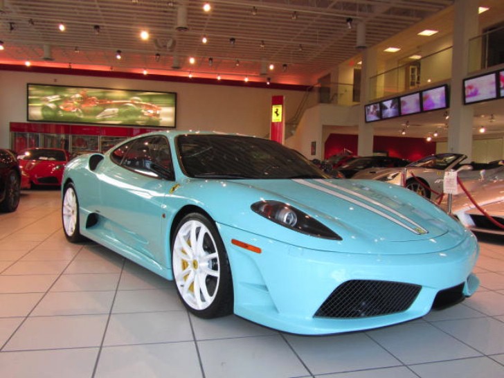 Ferrari F430 Scuderia azul turquesa a la venta